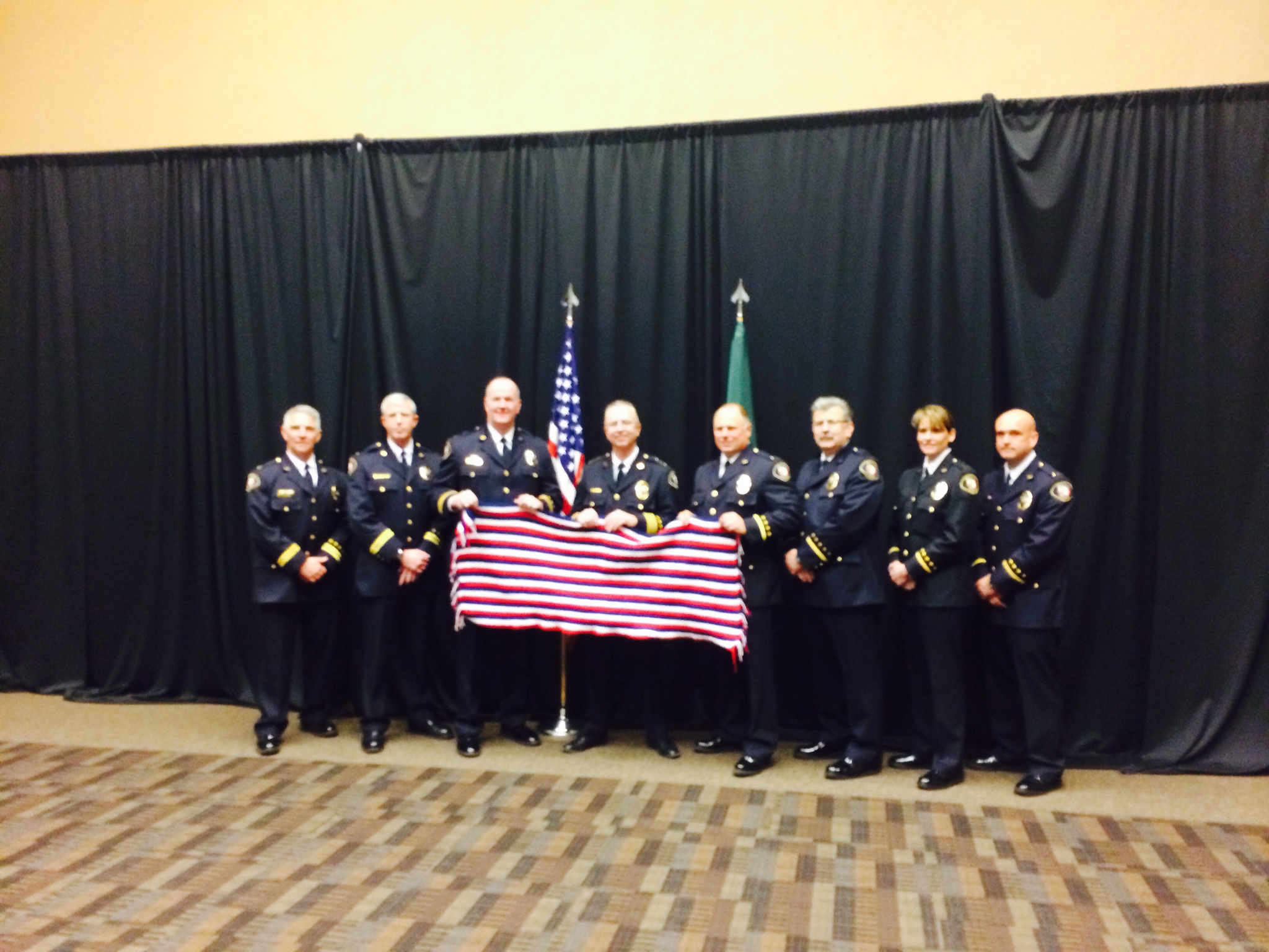 Yakima Shows Support For Texas Police Officer | Yakima Police Department