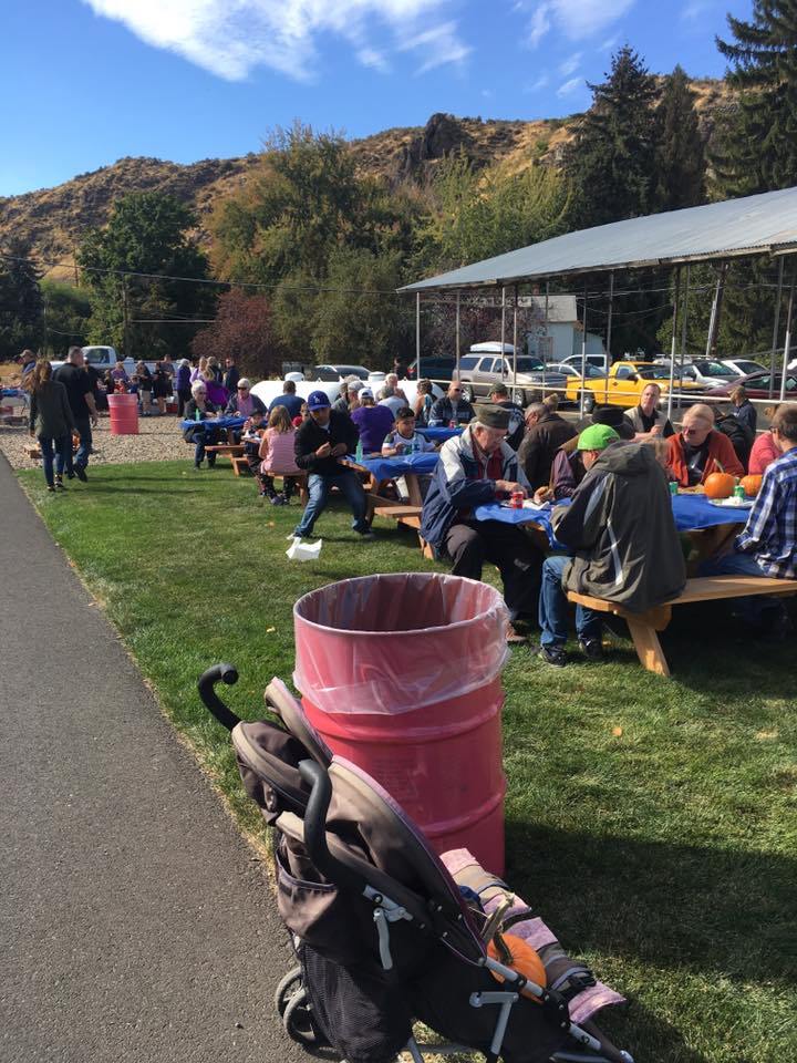 Great Turnout for 3rd Annual BBQ with the Cops | Yakima Police Department
