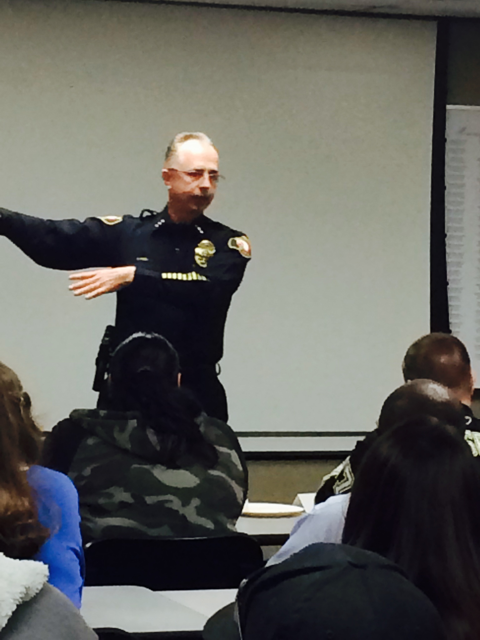 Great Turnout for Yakima Police Citizens Academy | Yakima Police Department